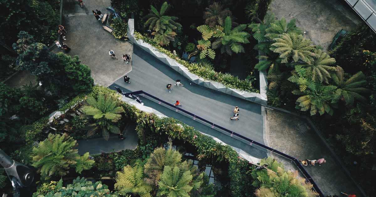 JLL commits to net zero target for 2040 JLL commits to net zero target for 2040
